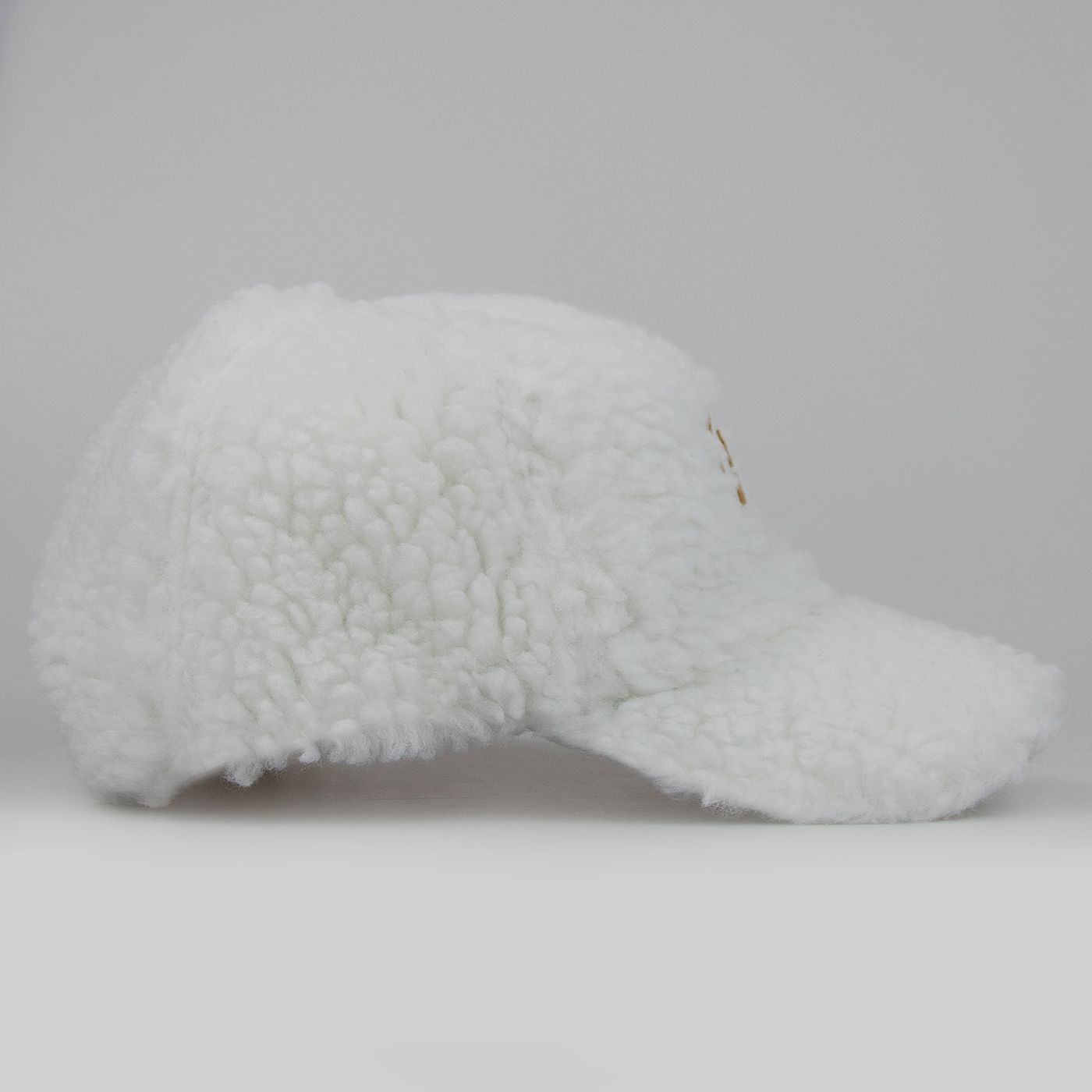 Boné apeluciado com pêlo de lã branca Fiero Mitre Classic - Fiero