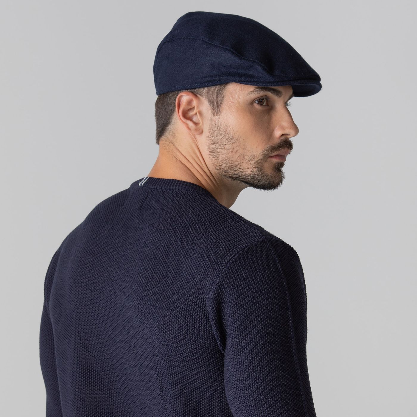 Boina masculina italiana clássica em lã azul marinho escuro com forro ...