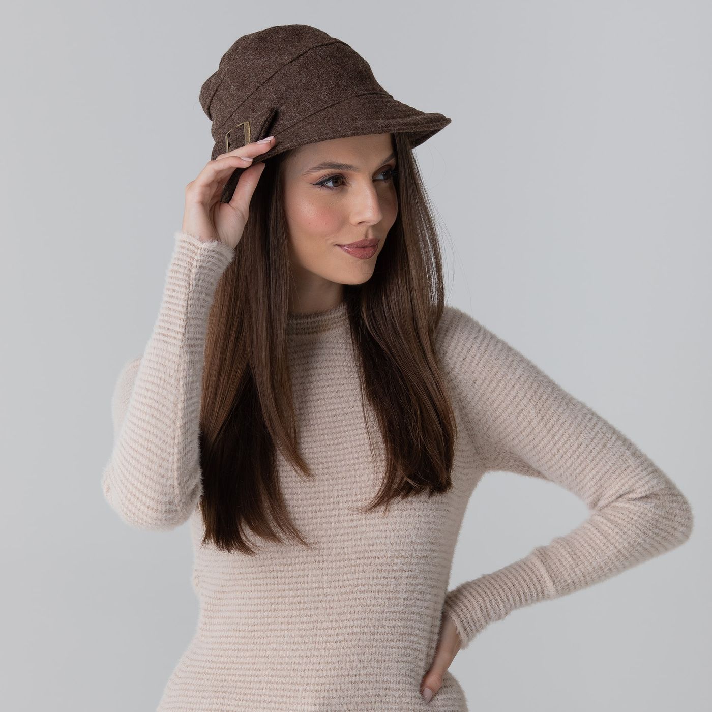 Chapéu feminino clochê marrom de lã térmico Cler - Fiero