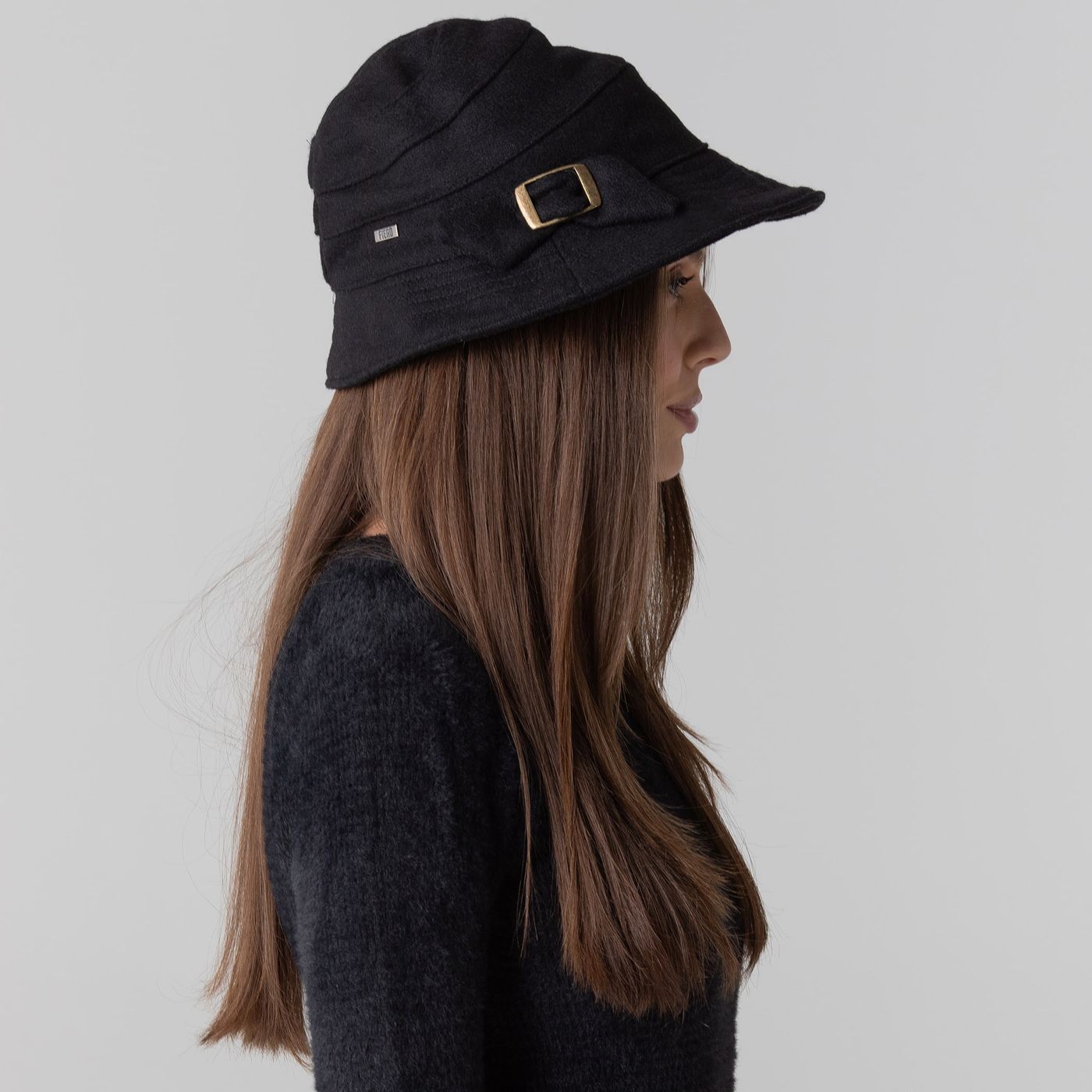 Chapéu feminino clochê com laço preto de lã térmico Cler - Fiero